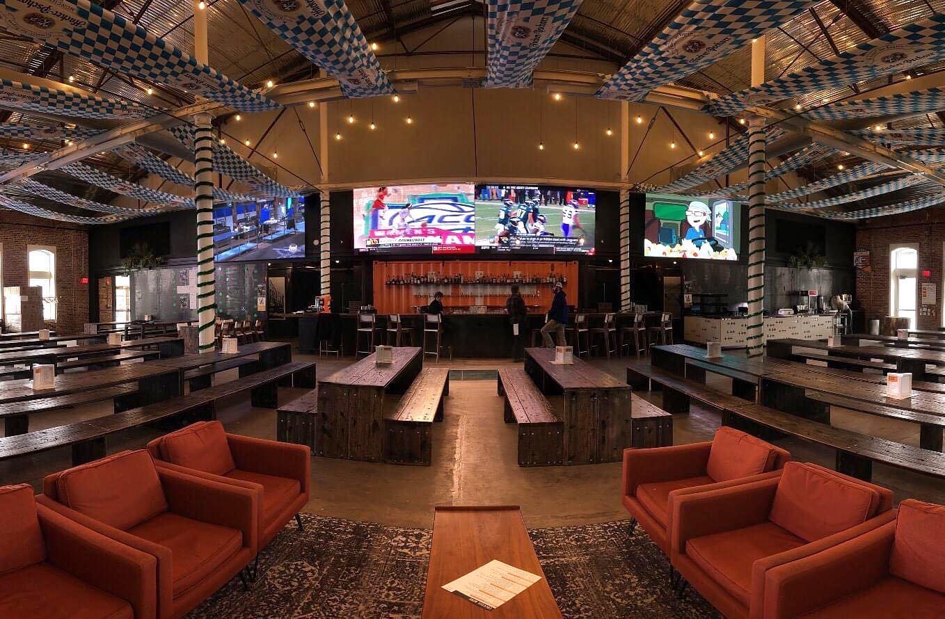 10 Fun Restaurants & Bars In Des Moines - Let's Go Iowa