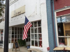 12 Charming Small Towns In Iowa You Gotta Visit - Let's Go Iowa