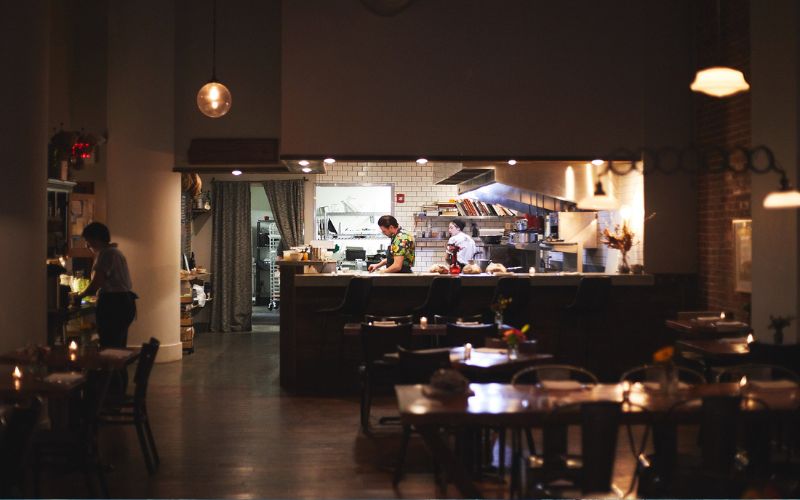 10 Must-Try Restaurants In Cedar Rapids - Let's Go Iowa