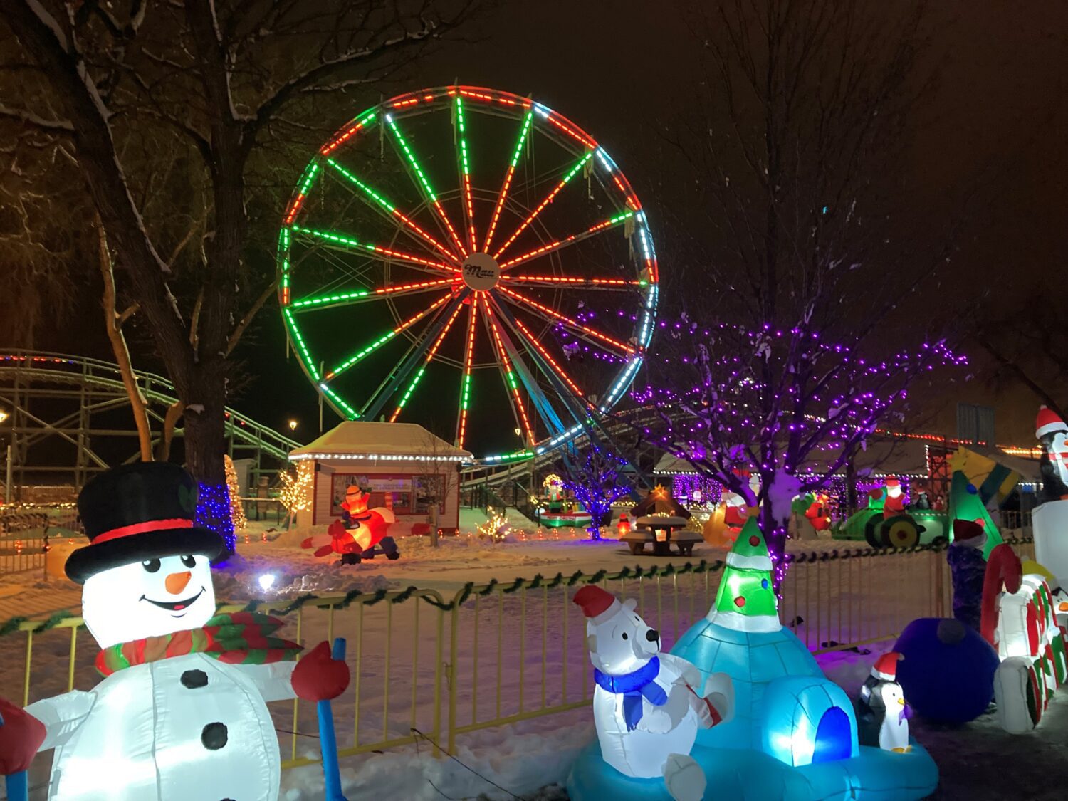 Iowa’s Festive Lights: A Dazzling Guide to Lighted Christmas Parades ...